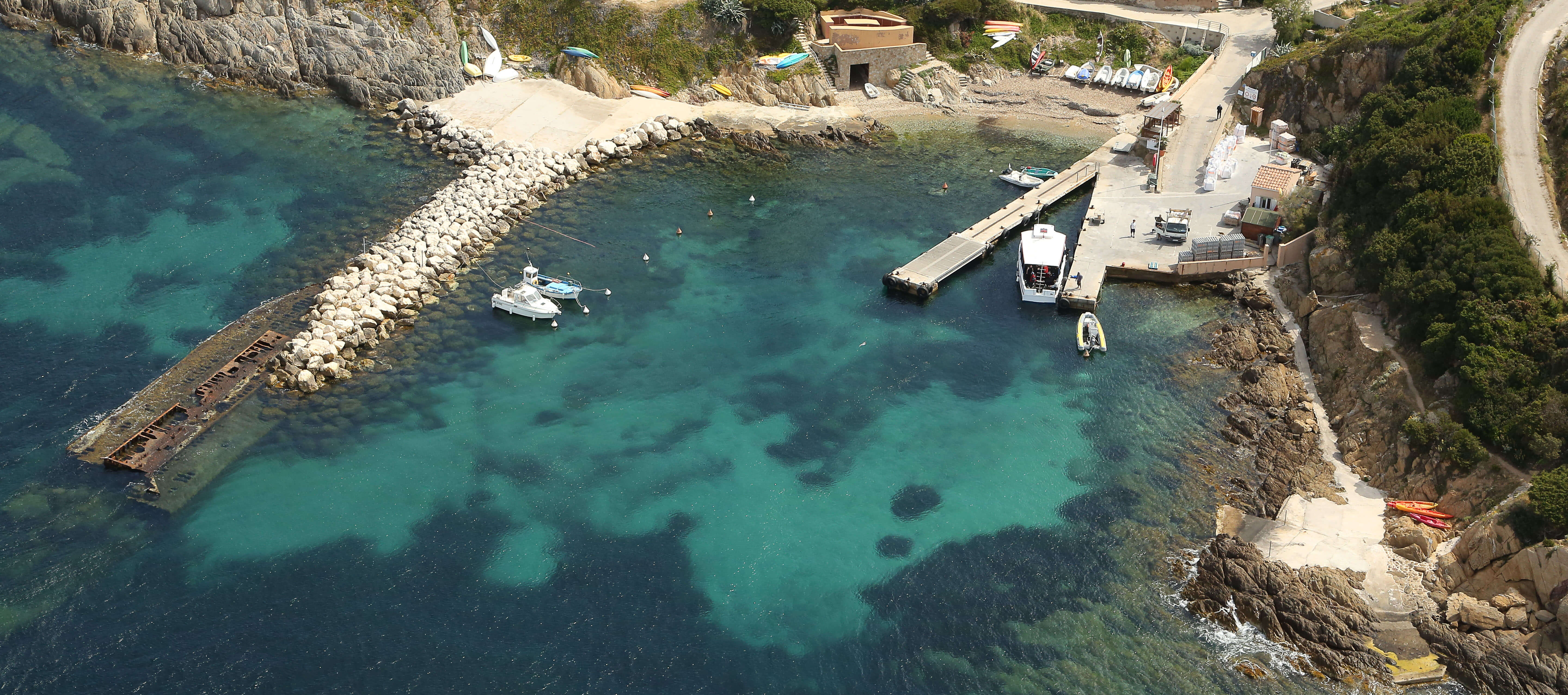 Confinement : les rotations vers le Levant maintenues - Ports Toulon ...